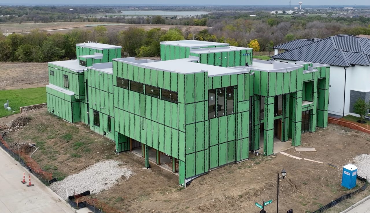 PROJECT ESCAPE | 1833 LILAC LANE - SOLD!