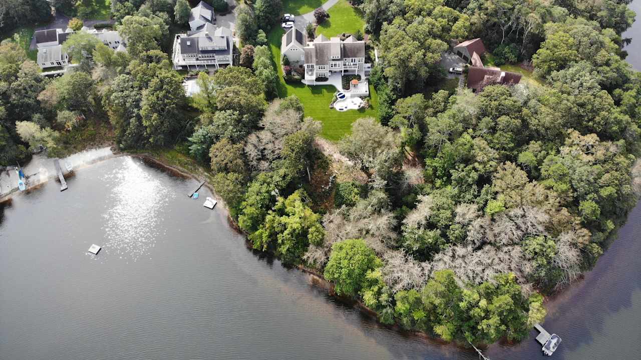 Neighborhood || Marstons Mills