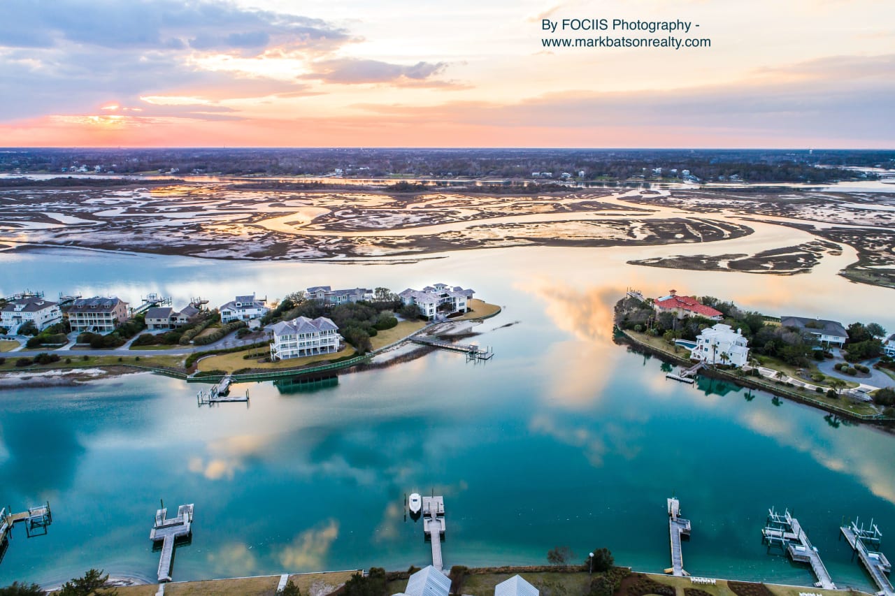 Figure Eight Island | Community Guide
