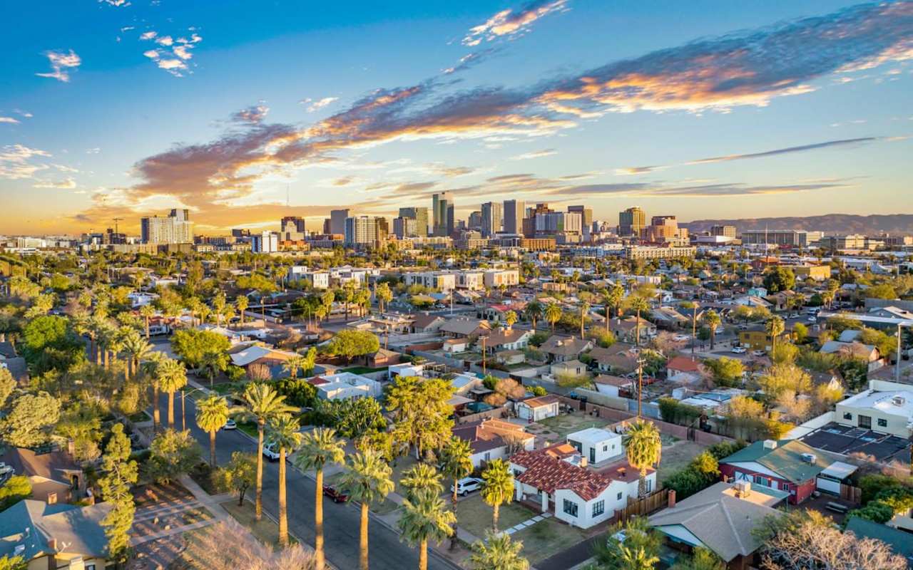 Living in Phoenix AZ | Gregory Corbett Real Estate Agent