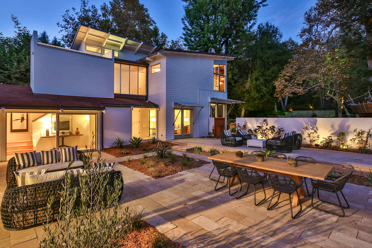 Susan Perryman - Elite Real Estate Agent in Los Angeles