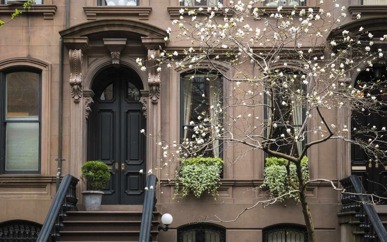 Fuentes Realty Group | New York Real Estate Agents