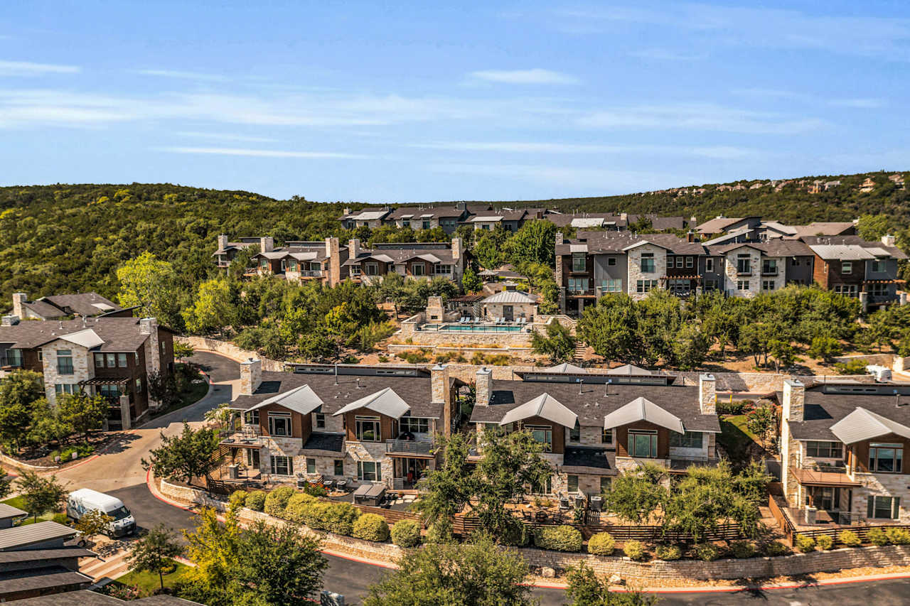 8110 Ranch Rd 2222 Rd Unit 20 | 78730 | 2 Beds, 2.5 Baths