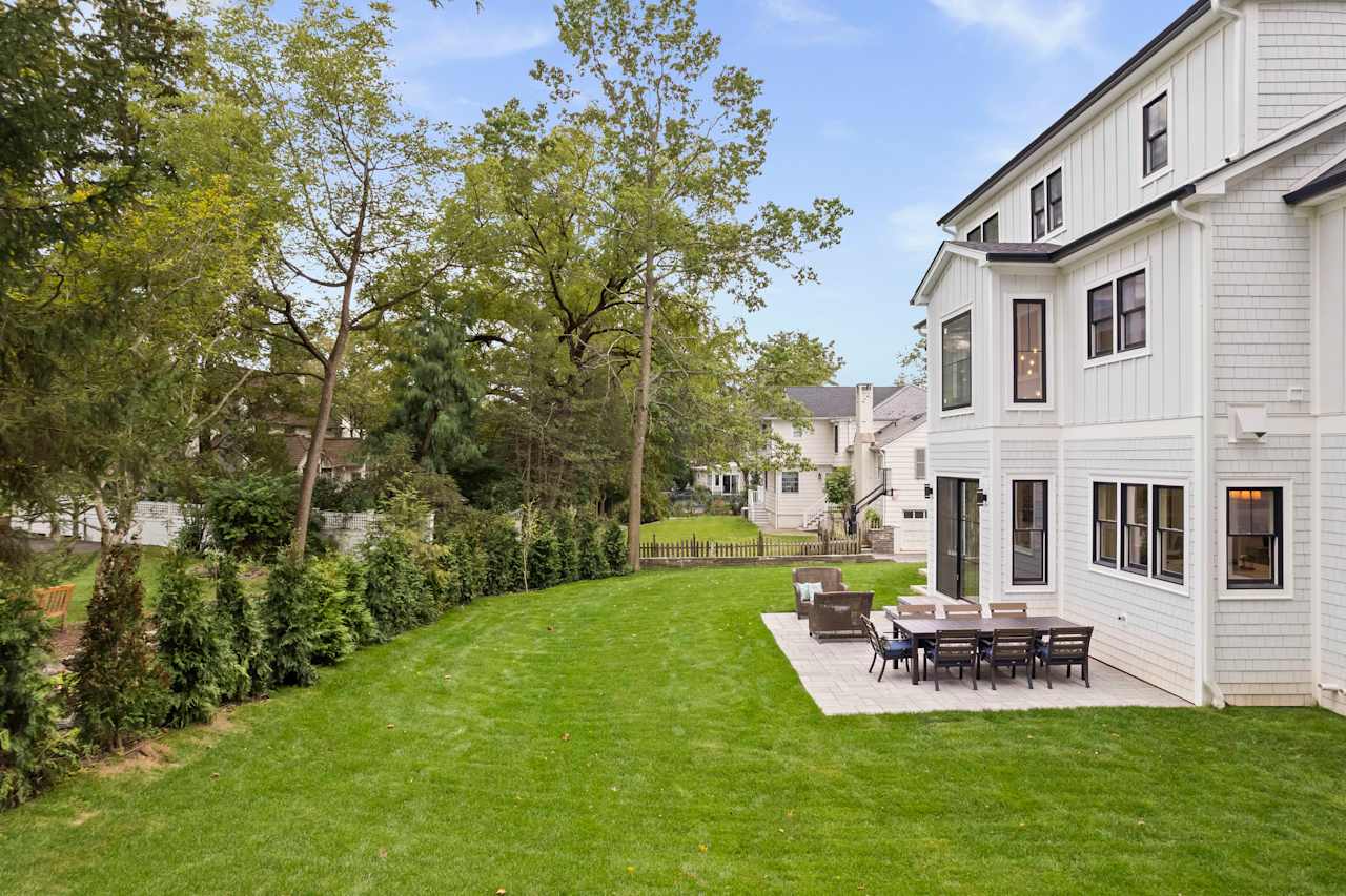 6 Great Oak Dr | Richa Garg | Short Hills Real Estate Agent