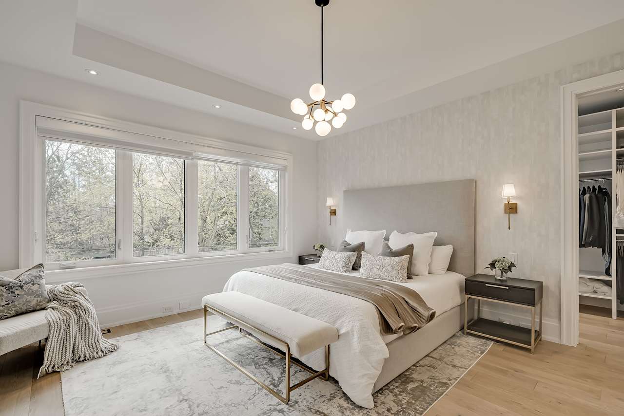 2096 Seabrook Drive | Oakville, ON L6L 2T9 | Goodale Miller Team