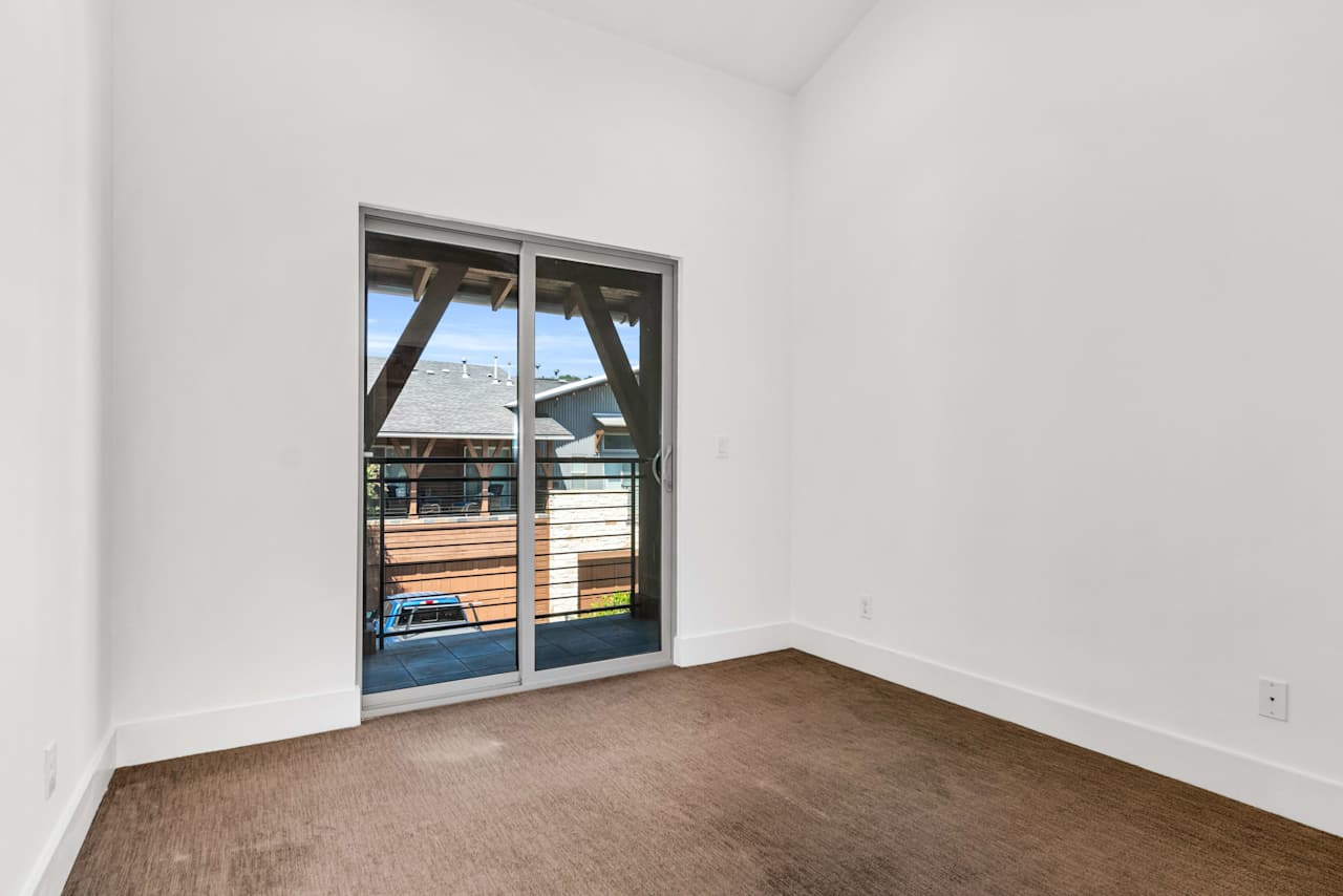 8110 Ranch Rd 2222 Rd Unit 20 | 78730 | 2 Beds, 2.5 Baths