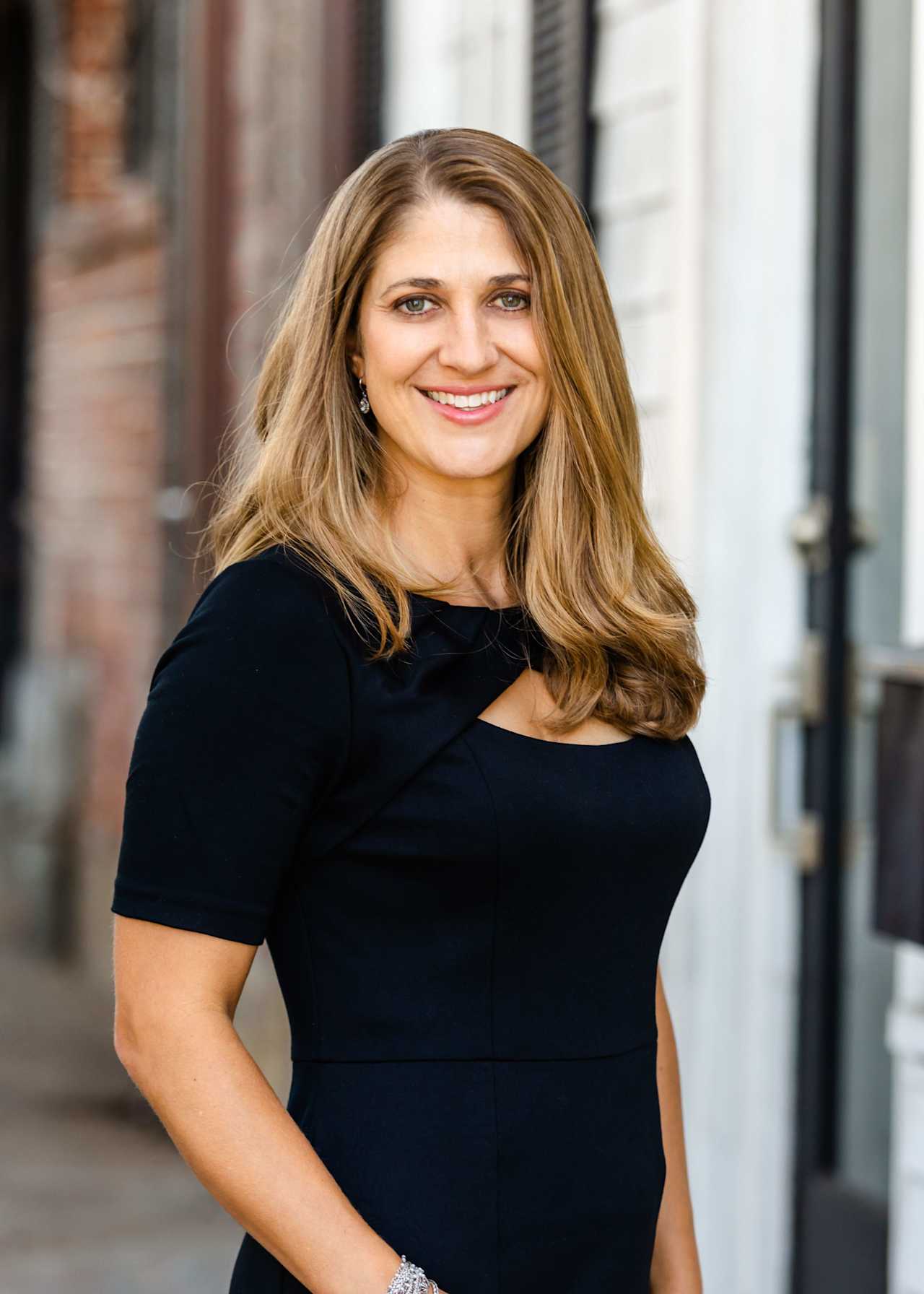 Luxury Real Estate Brokerage | Cove Canyon Realty