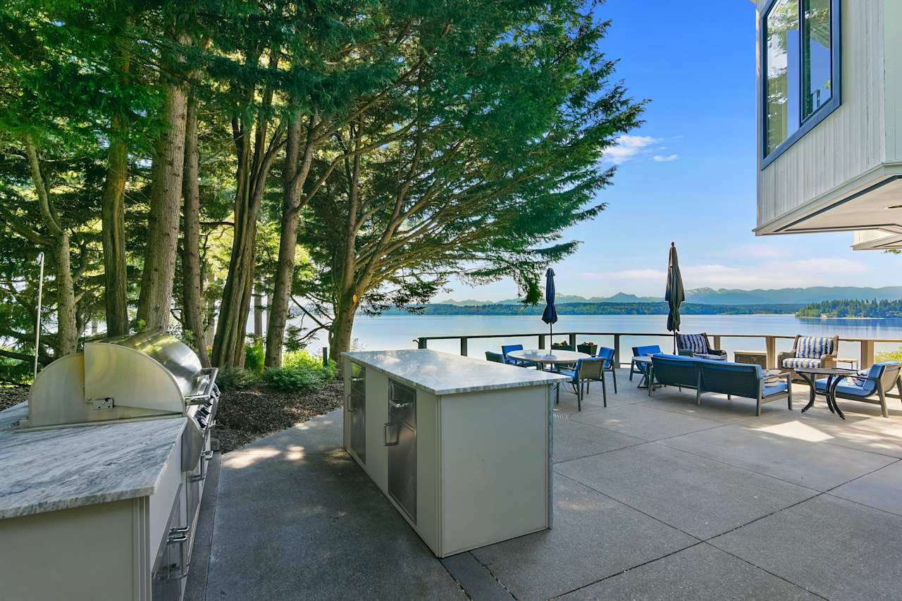 Compass Exclusive | Mary Pong