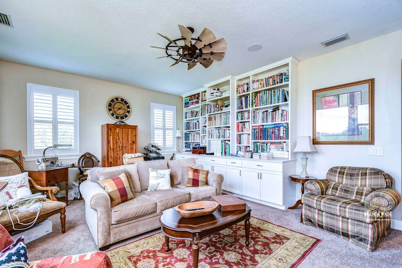 PRICE REDUCED! | 122 BROOKOVER LN