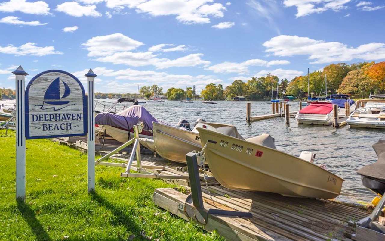 Living in Deephaven, MN: Neighborhood Guide | Jim Schwarz