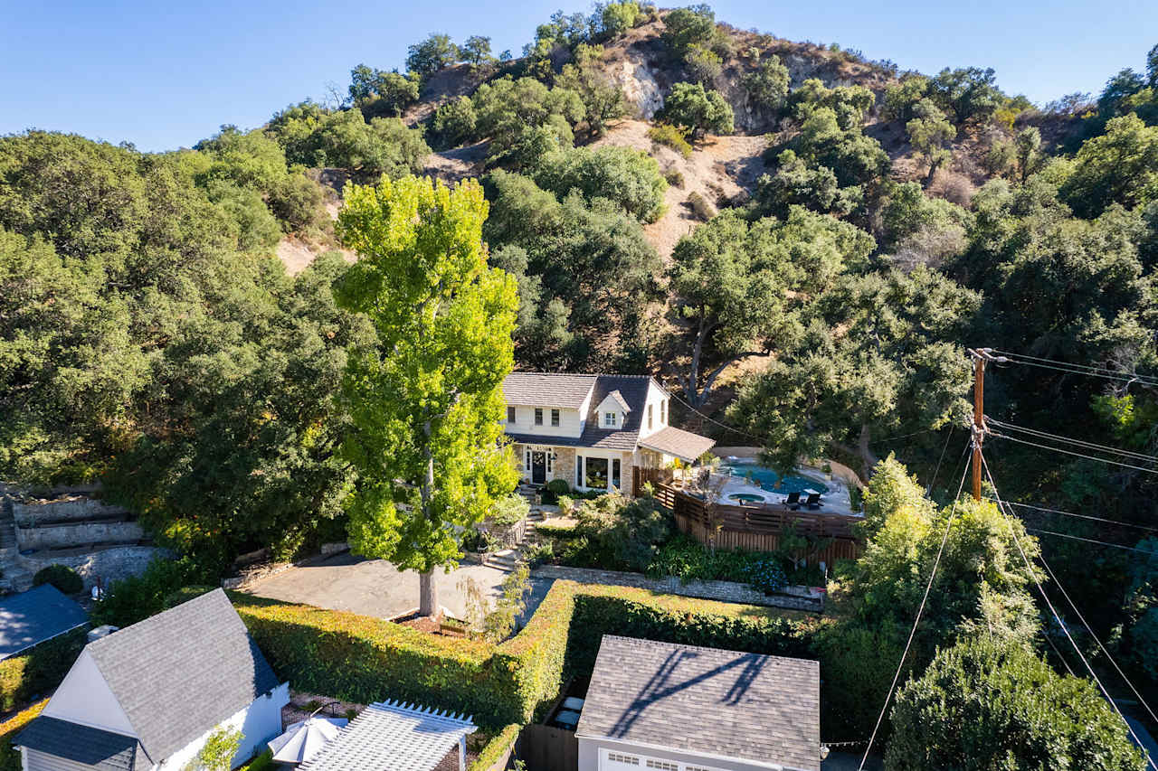 Cape Code Compound in Glenoaks Canyon | Team Medved | Los Angeles ...