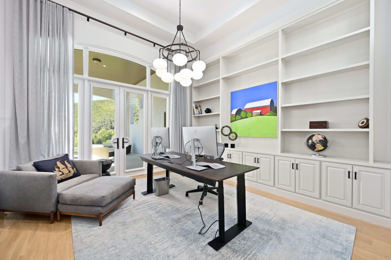 13414 Shore Vista Drive | A Luxury Lake Austin Retreat