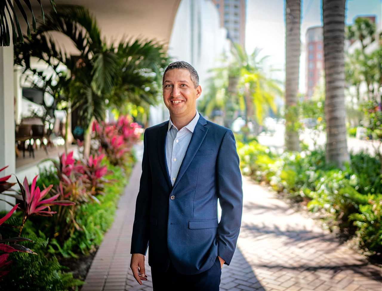 Marlin Yoder | Premier Sarasota Real Estate Agent