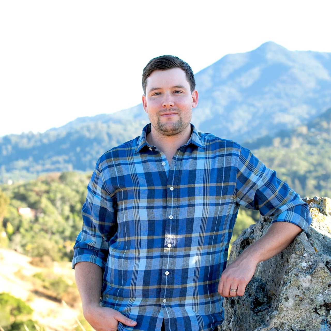 Our Agents - Tam Realty