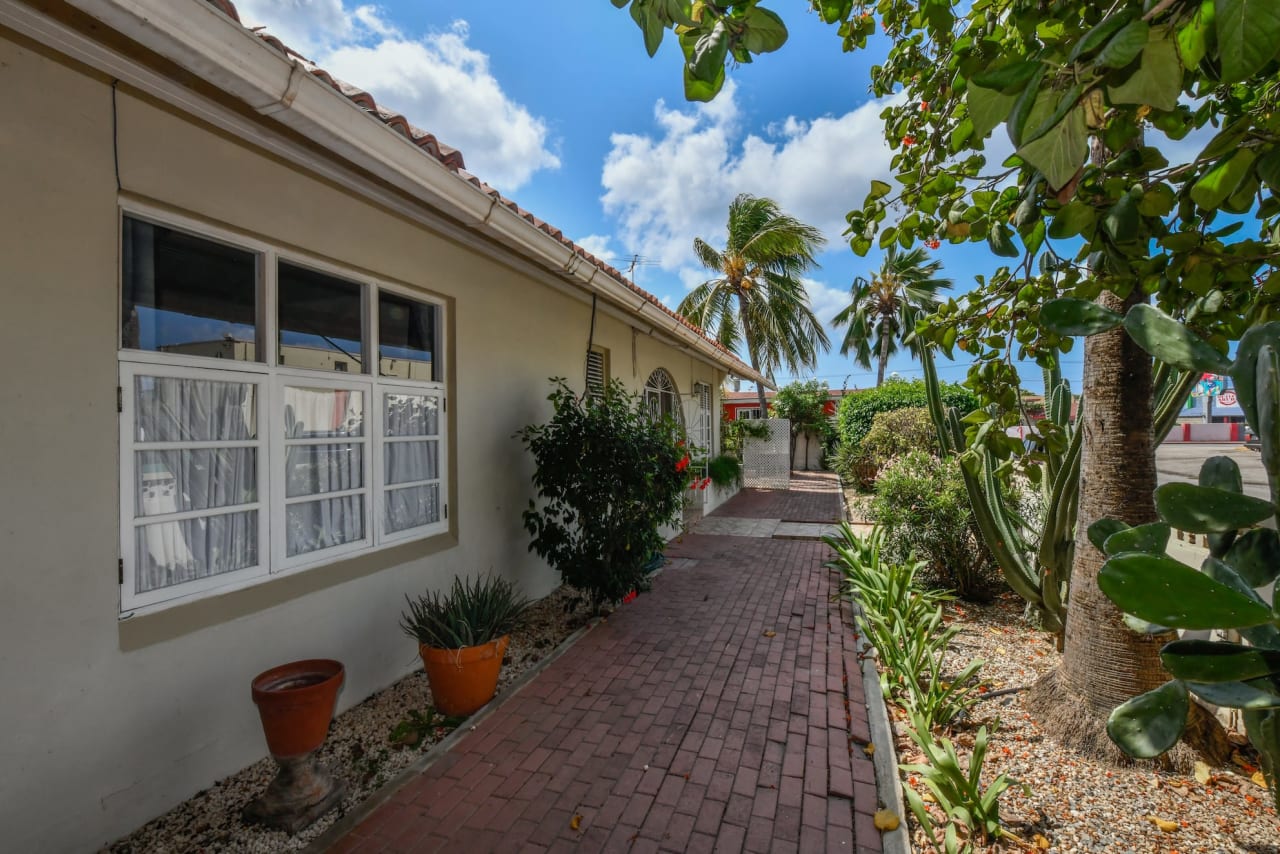 Real Estate in Aruba | Centrally Located | Home For Sale in Oranjestad ...