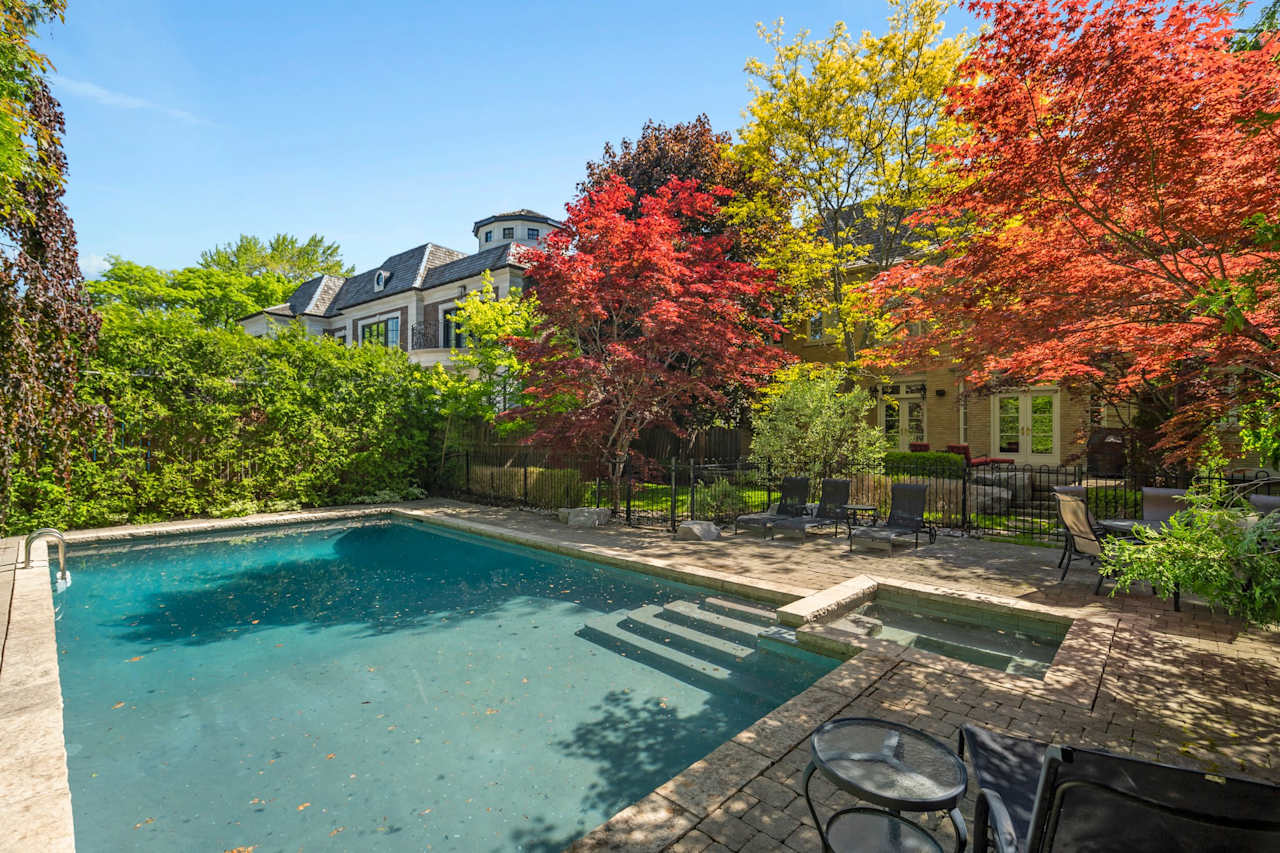 SOLD: Most Prestigious Location | Barry Cohen Homes