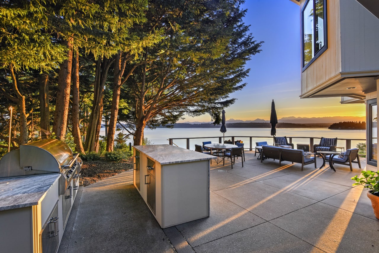 Compass Exclusive | Mary Pong