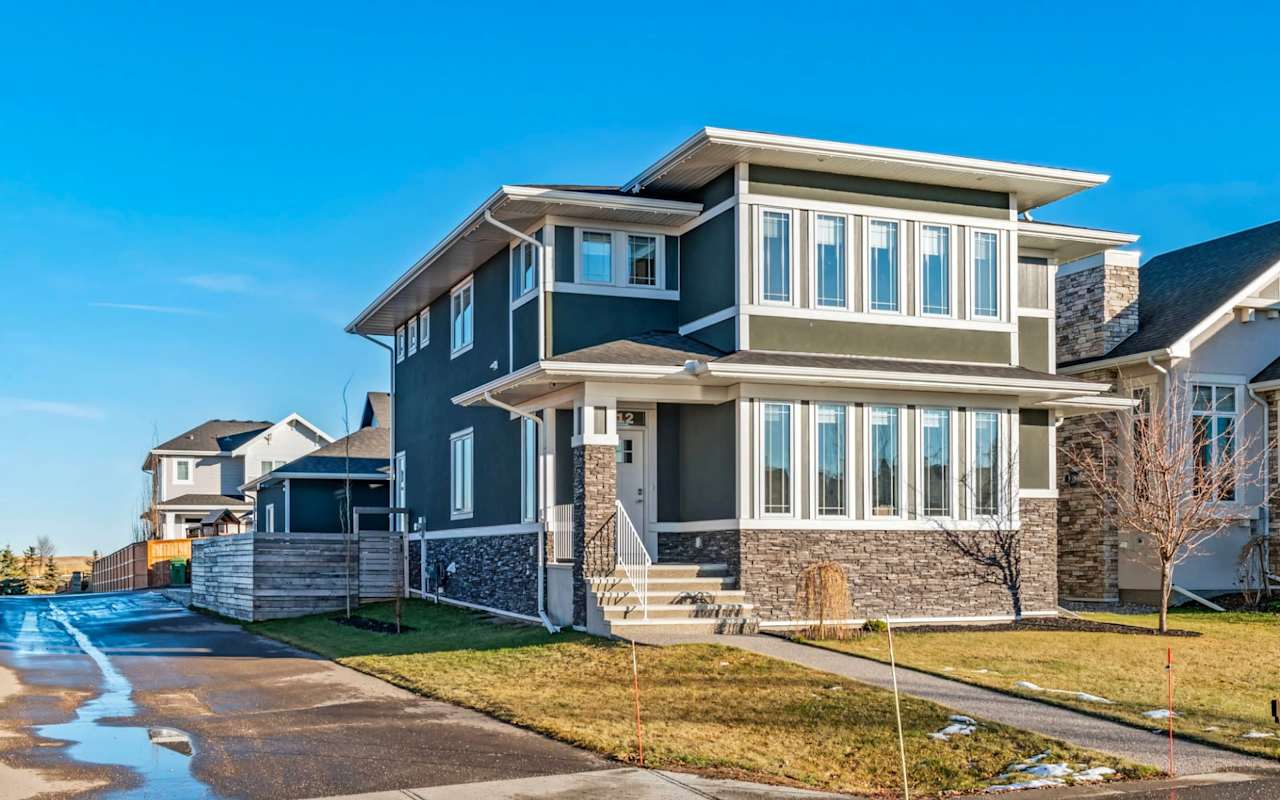 The McKelvie Group | Calgary Real Estate Professionals