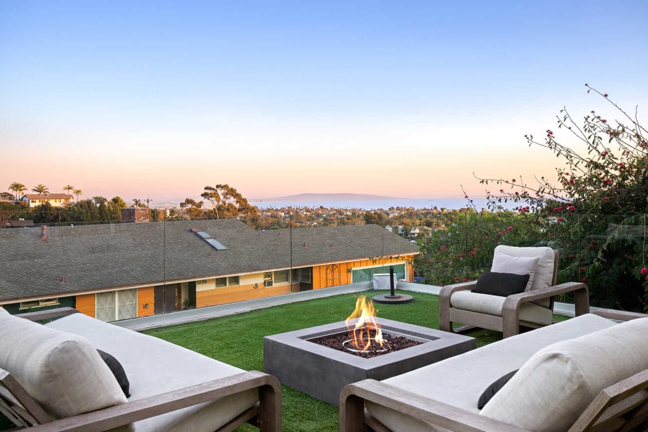 1239 Las Pulgas Rd | Eric Haskell Group | Coastal Luxury Real Estate Expert