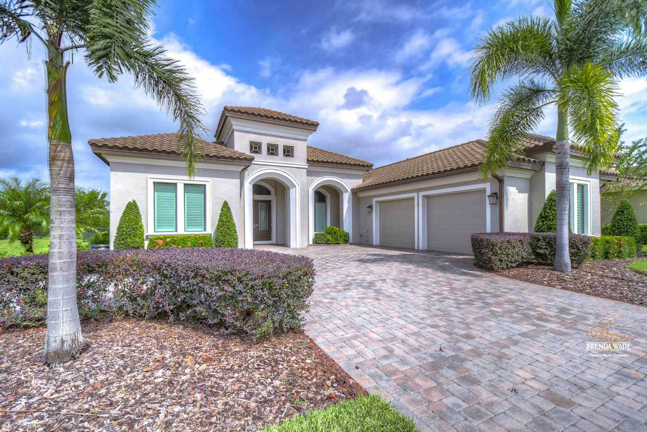 The Brenda Wade Team | Tampa Real Estate Agents