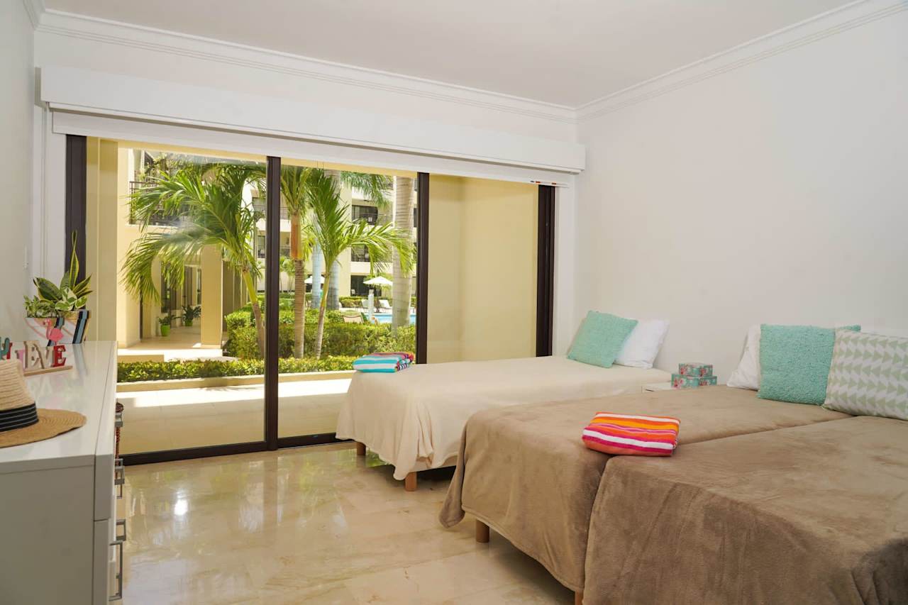 Modern Condo | Palm Beach | Aruba Living | Modern Design | Eagle Beach ...