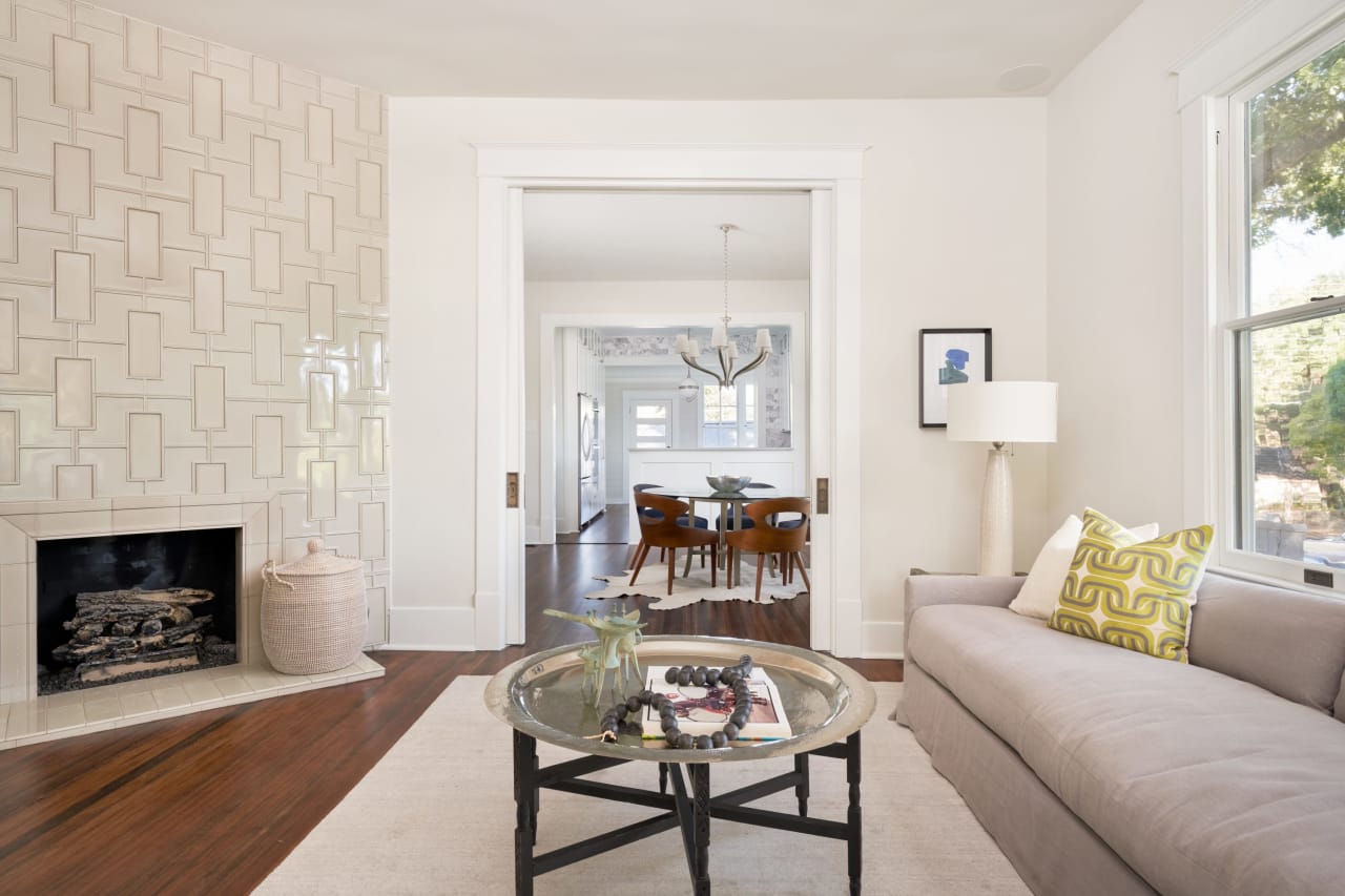 1400 Travis Heights Blvd. | Lander Peerman