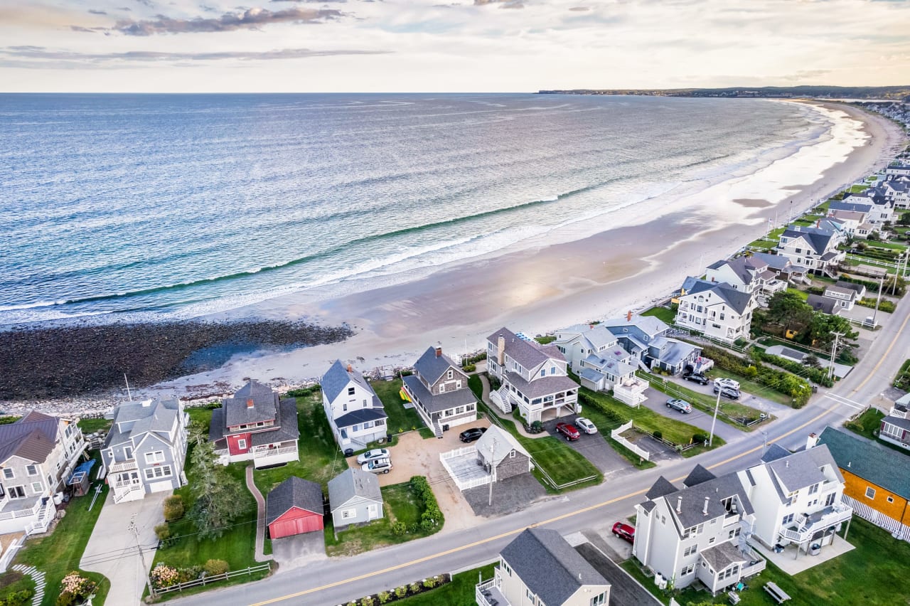 Best Restaurants in Wells, Maine | Blog Post | Anchor Real Estate