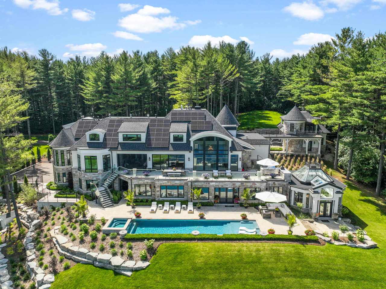 An Extraordinary Custom-Built Estate | Barry Cohen Homes