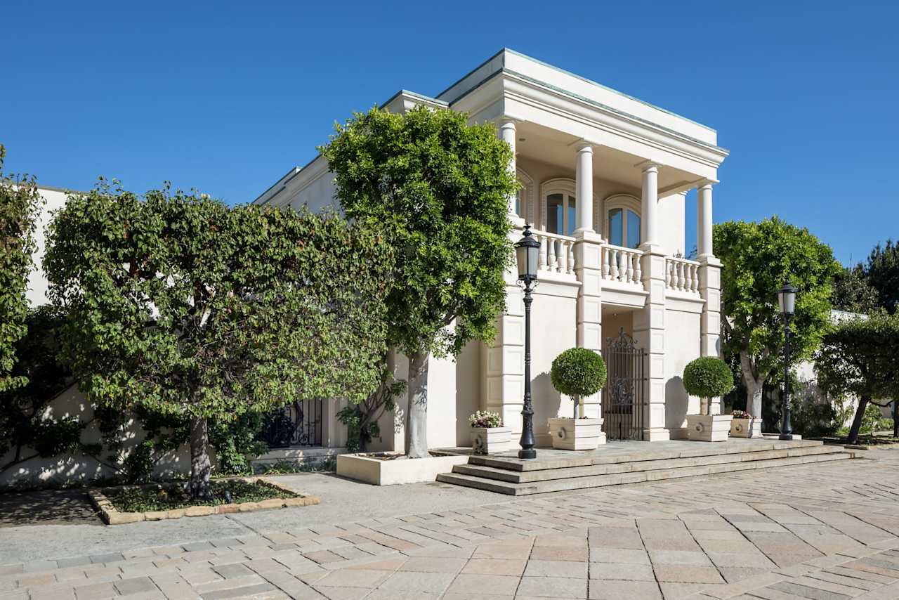 Drew Fenton - Luxury Real Estate Agent in Beverly Hills