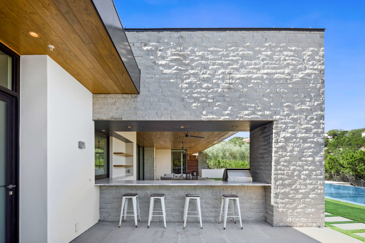 The Sweet Sky Residence