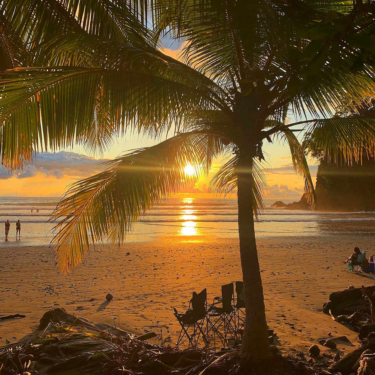 "Living in Dominical, Costa Rica: A Pura Vida Paradise | Blue Zone ...