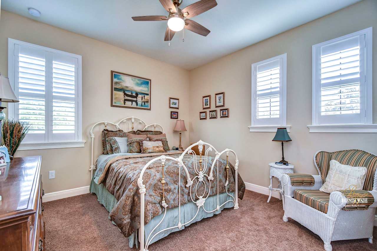 PRICE REDUCED! | 122 BROOKOVER LN