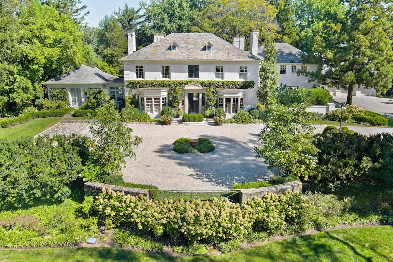 Hubble Bisbee | Christie's International Real Estate