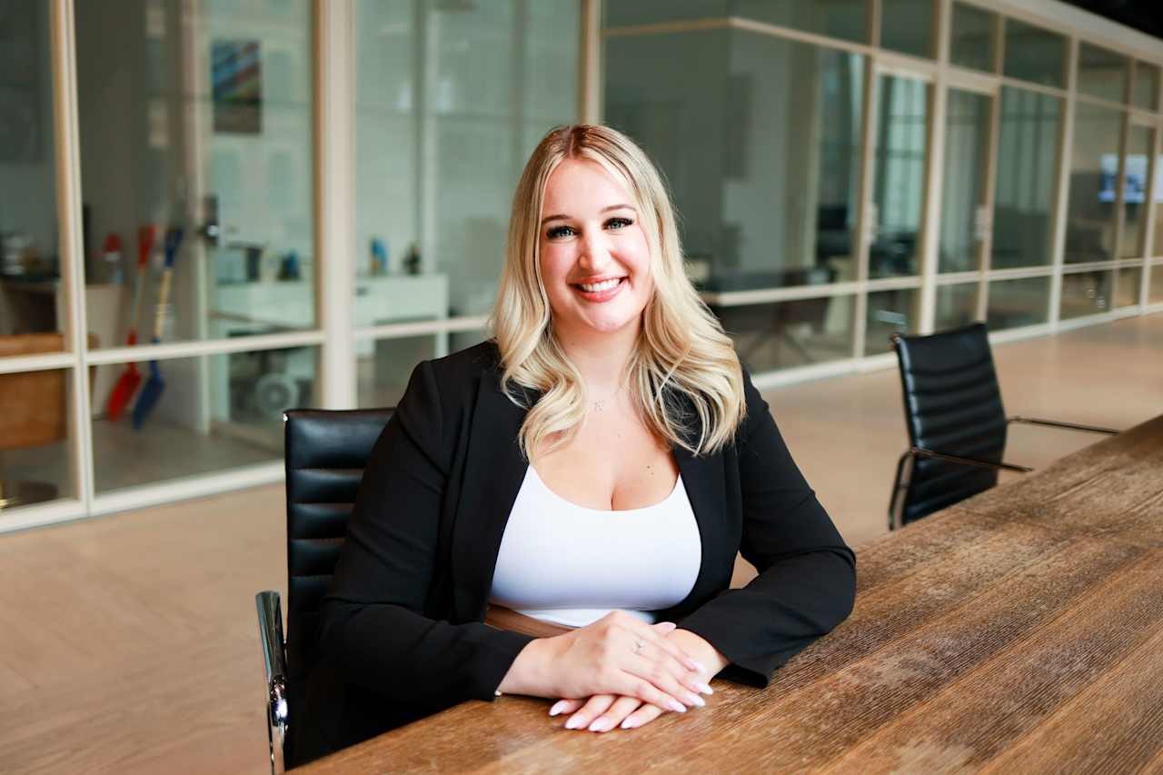 PSR Digital Handshake: Meet Victoria Barnes | PSR Brokerage | Toronto ...