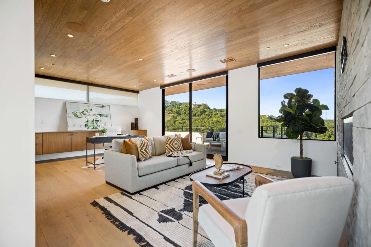 The Sweet Sky Residence