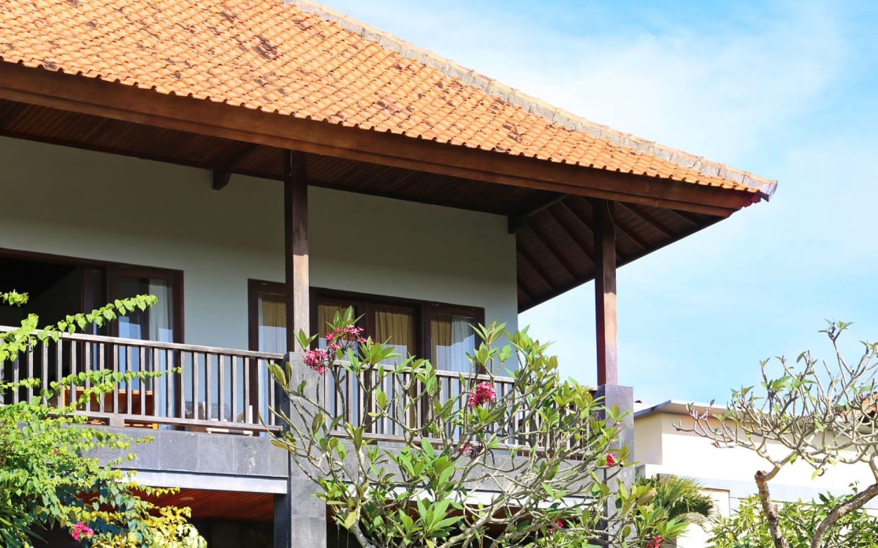 The Warner Hall Group | St. Louis Real Estate Agents