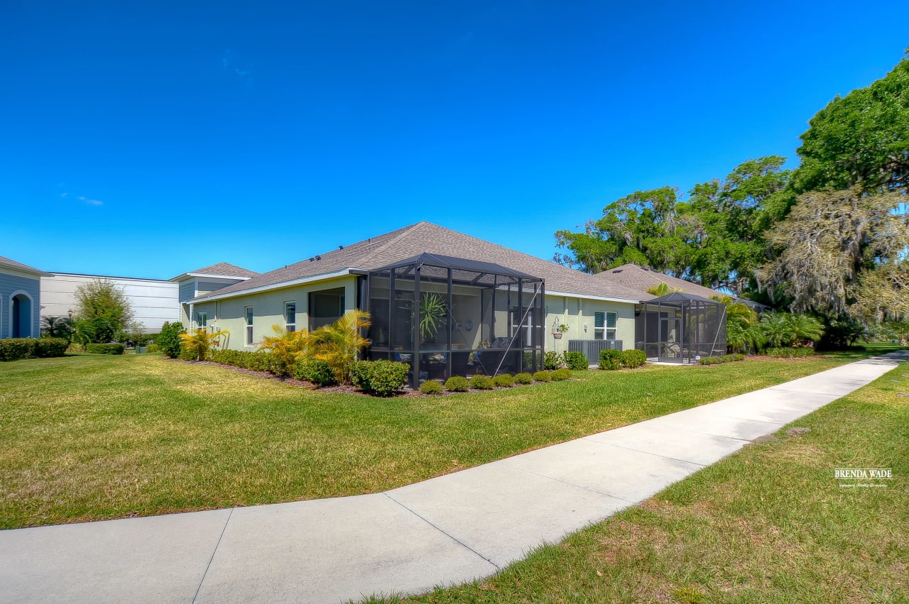 13621 Circa Crossing Drive | Lithia, FL | Brenda Wade Team