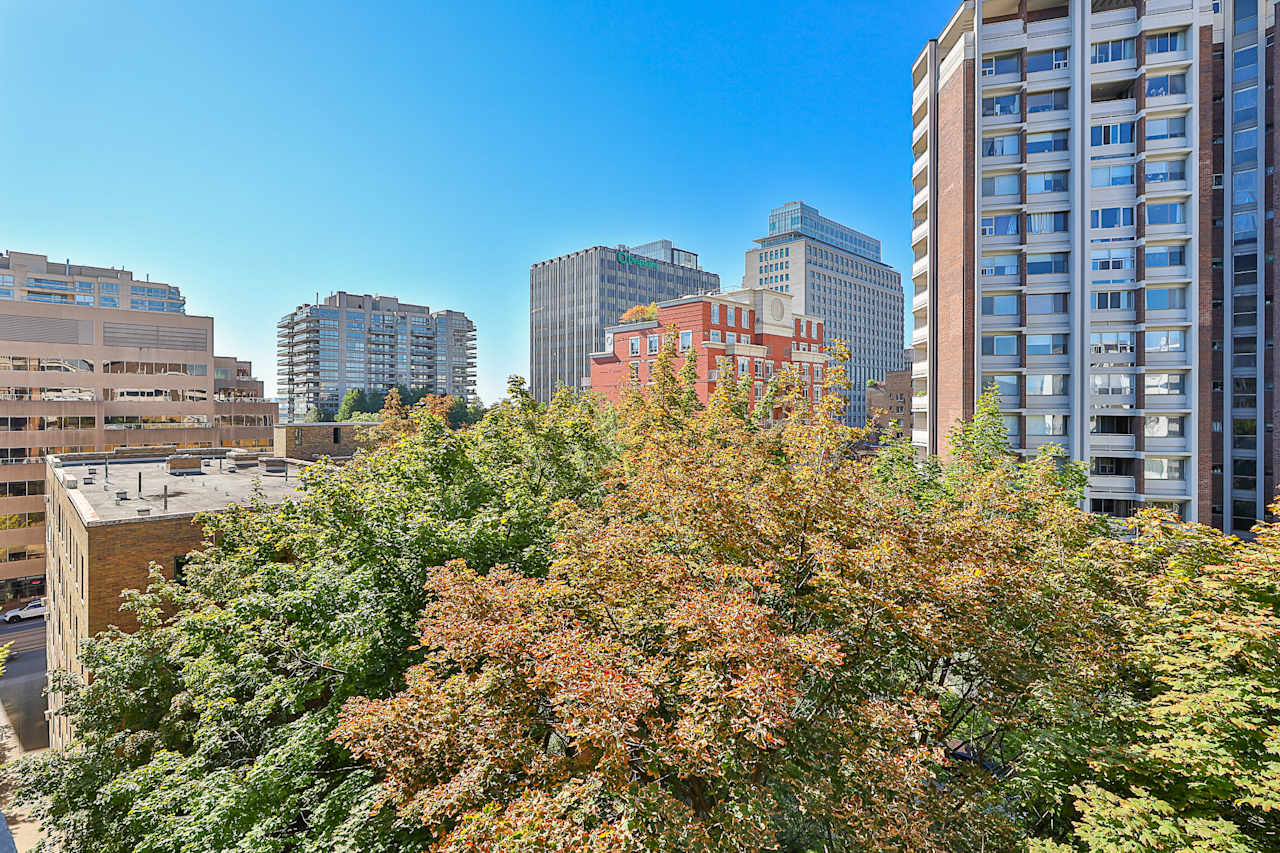 55 Delisle Avenue Unit: 704 | Toronto, ON M4V3C2 | 3 Beds | Jonathan ...