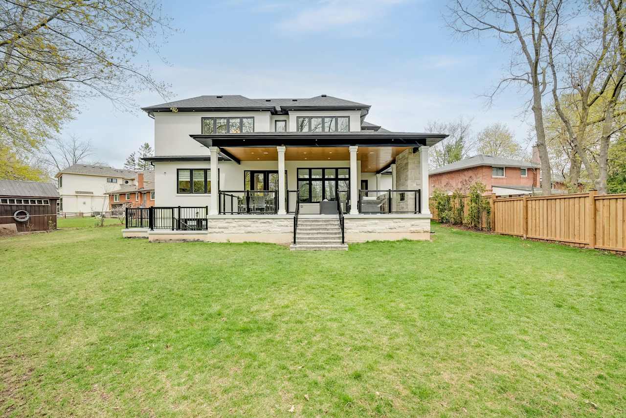 2096 Seabrook Drive | Oakville, ON L6L 2T9 | Goodale Miller Team