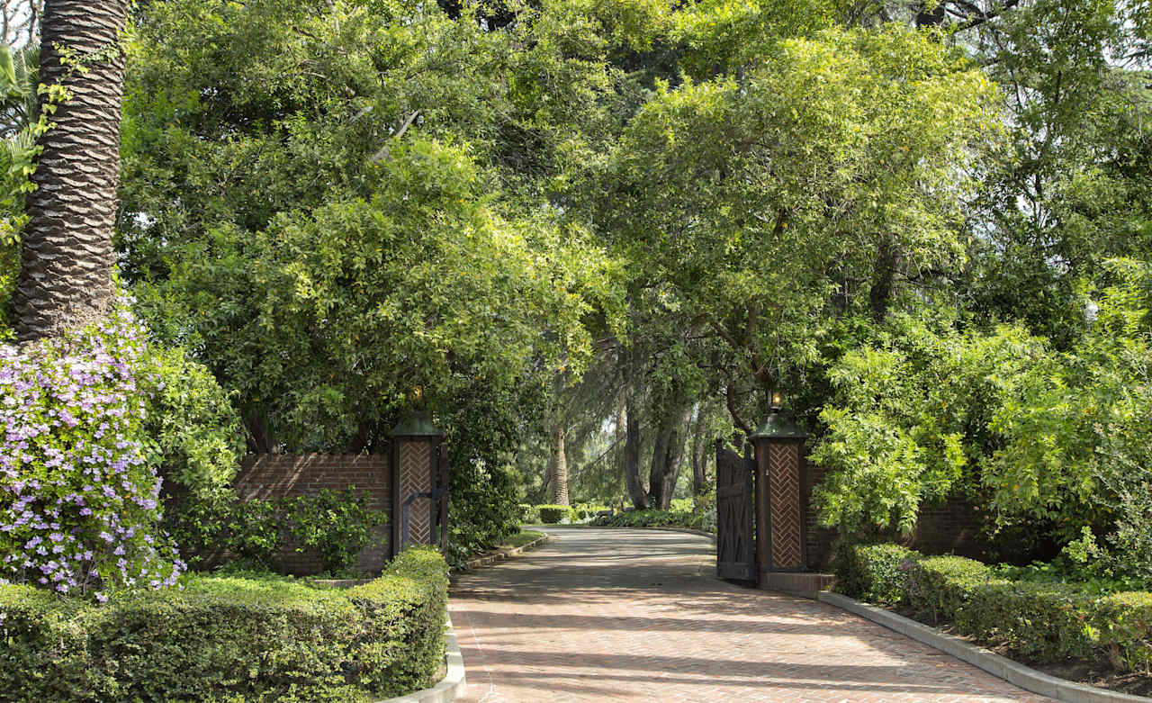 Drew Fenton - Luxury Real Estate Agent in Beverly Hills