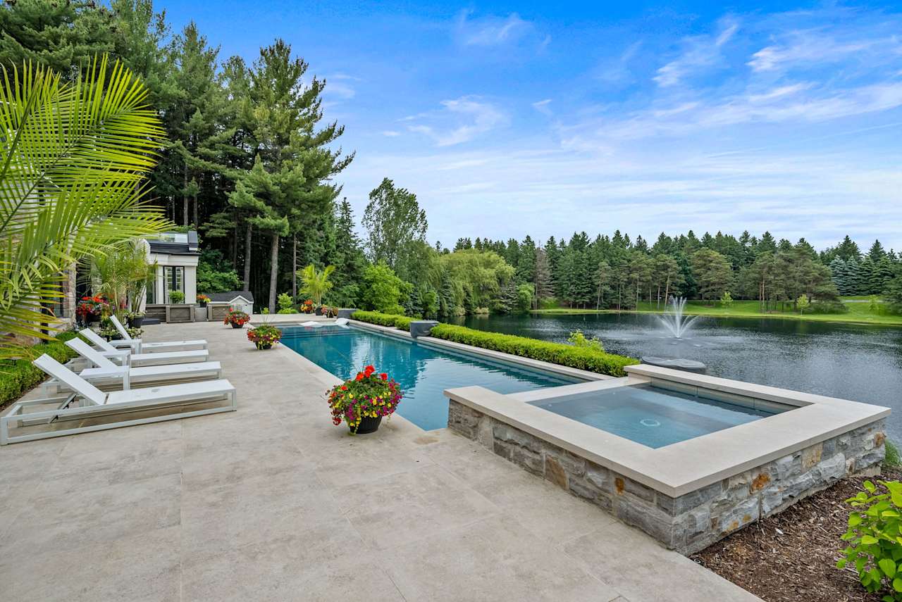 An Extraordinary Custom-Built Estate | Barry Cohen Homes