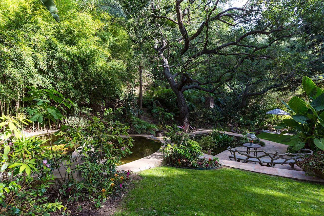 1492 Stone Canyon Rd