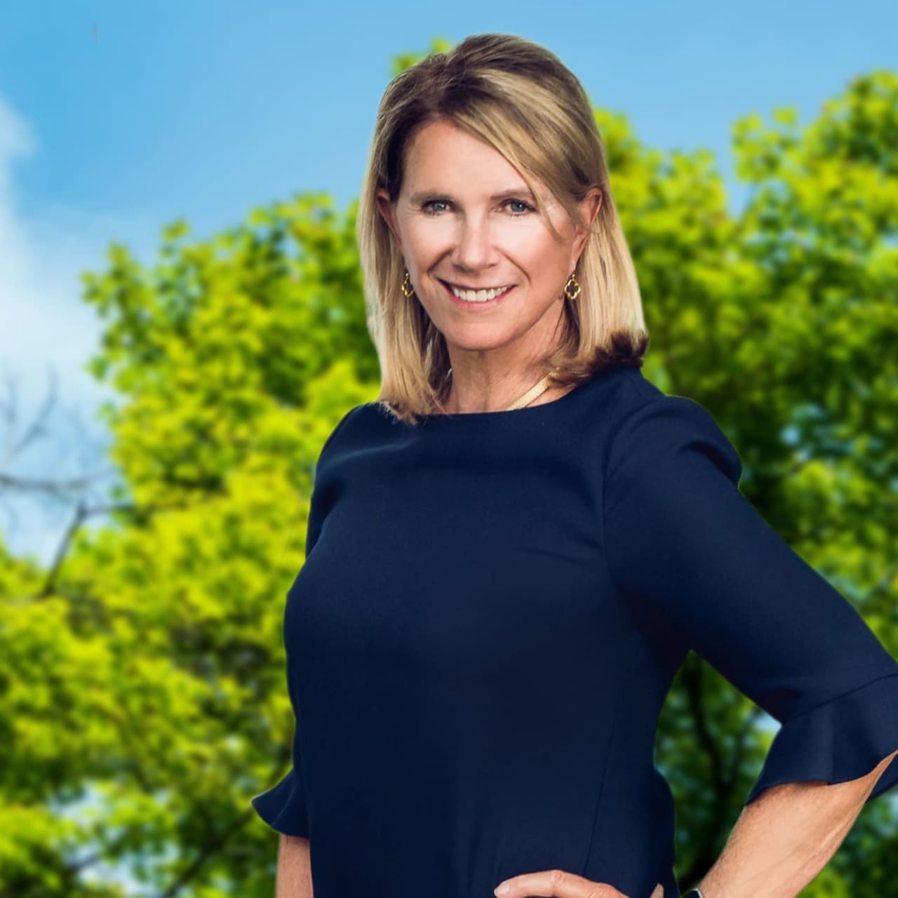 7420 N. River Road, River Hills | The Wright Group | Milwaukee Real ...