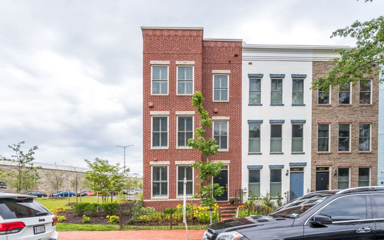 800 3rd St SE | Andrew Turczyn | Washington Real Estate Agent