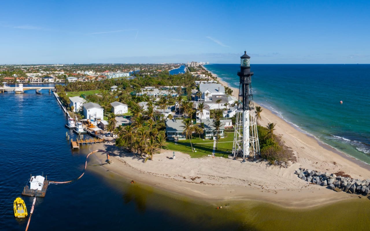 Lighthouse Point | Neighborhood Guide | Coastal Real Estate Co