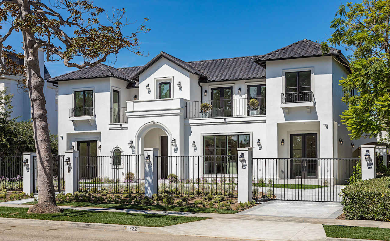 About Drew Fenton | Carolwood Partners