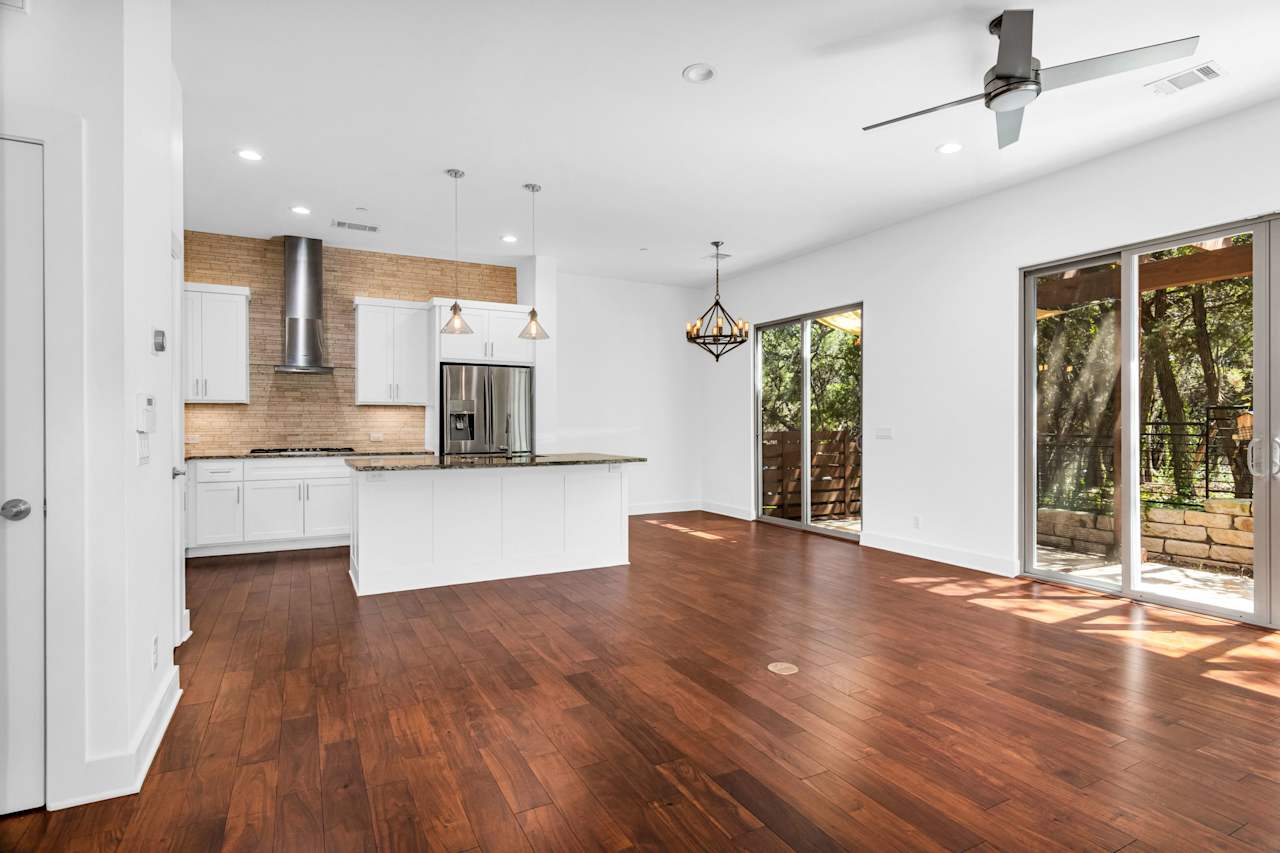 8110 Ranch Rd 2222 Rd Unit 20 | 78730 | 2 Beds, 2.5 Baths