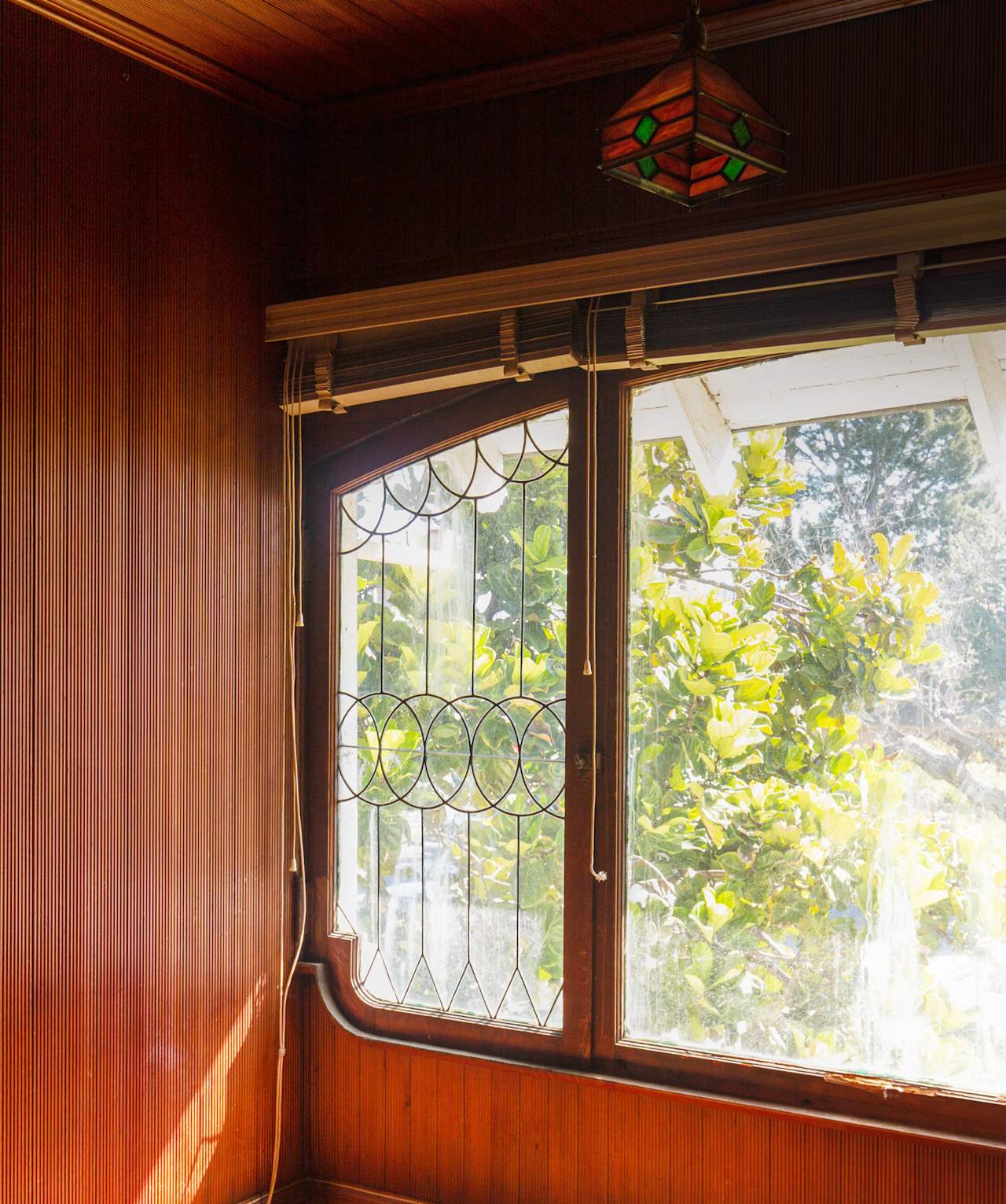 Grand Los Angeles Craftsman