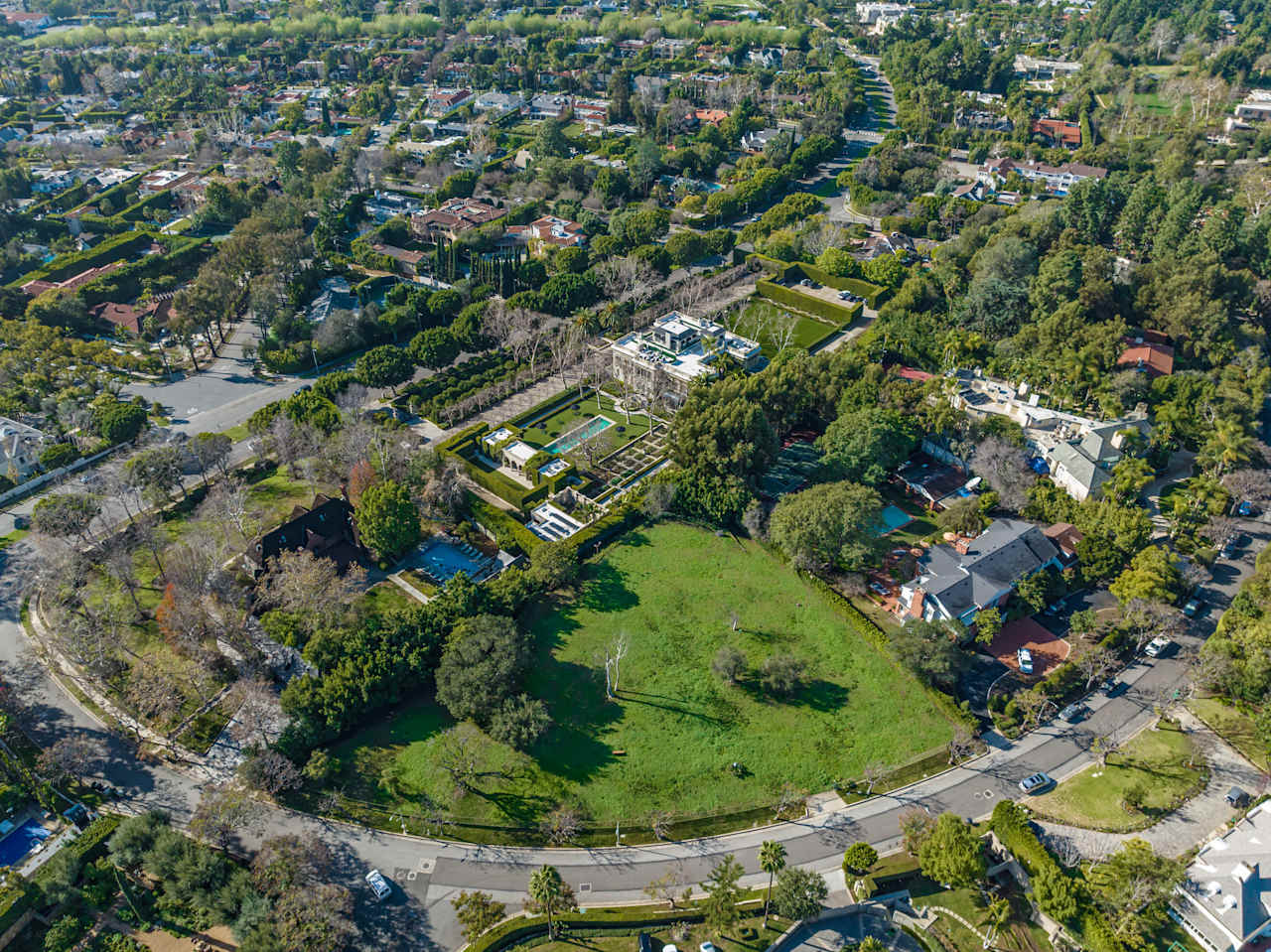 602 Mountain Dr, beverly hills