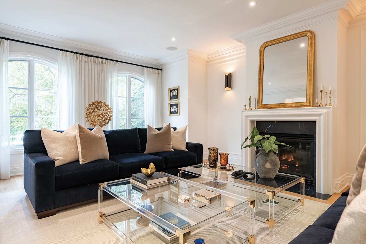 472 Chamberlain Lane | Oakville, ON L6J 4H5 | Goodale Miller Team